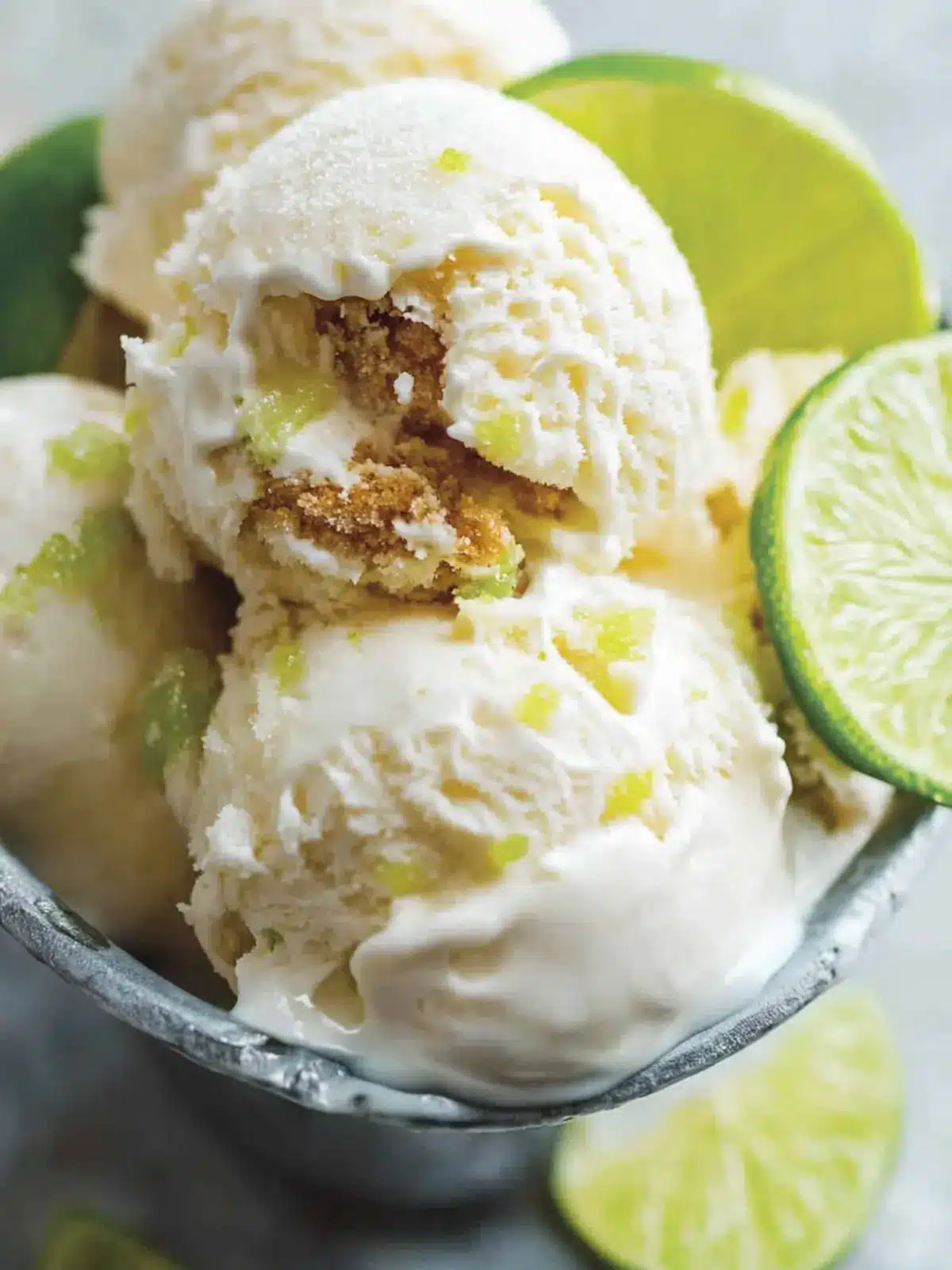 Delicious No-Churn Key Lime Pie Ice Cream with Crumble Topping